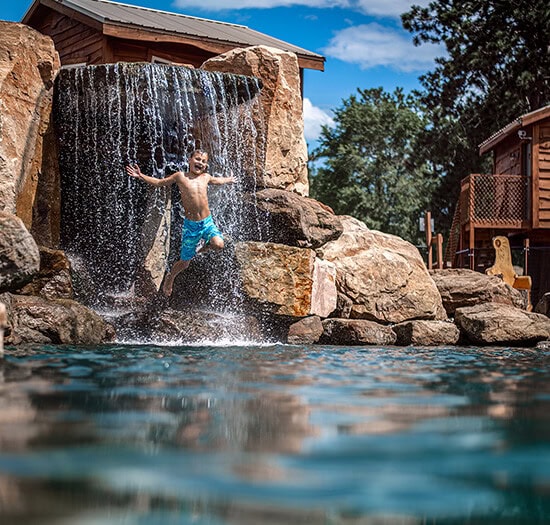 NATURA TREESCAPE RESORT | Wisconsin Dells, WI